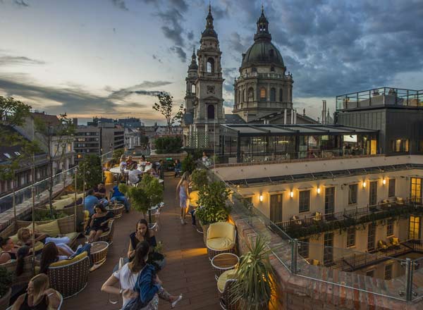 High Note SkyBar - Rooftop bar in Budapest | The Rooftop Guide - 金博宝188 ...